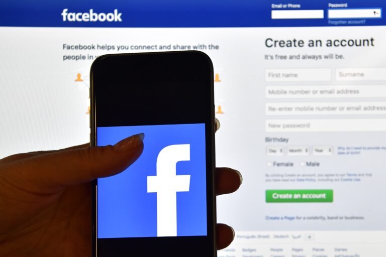 Can Facebook See Who Viewed Your Profile? The Truth Revealed - Social Think